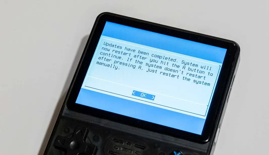 How To Update R36S ArkOS With No WiFI Adapter And No PC - Tech Tactician