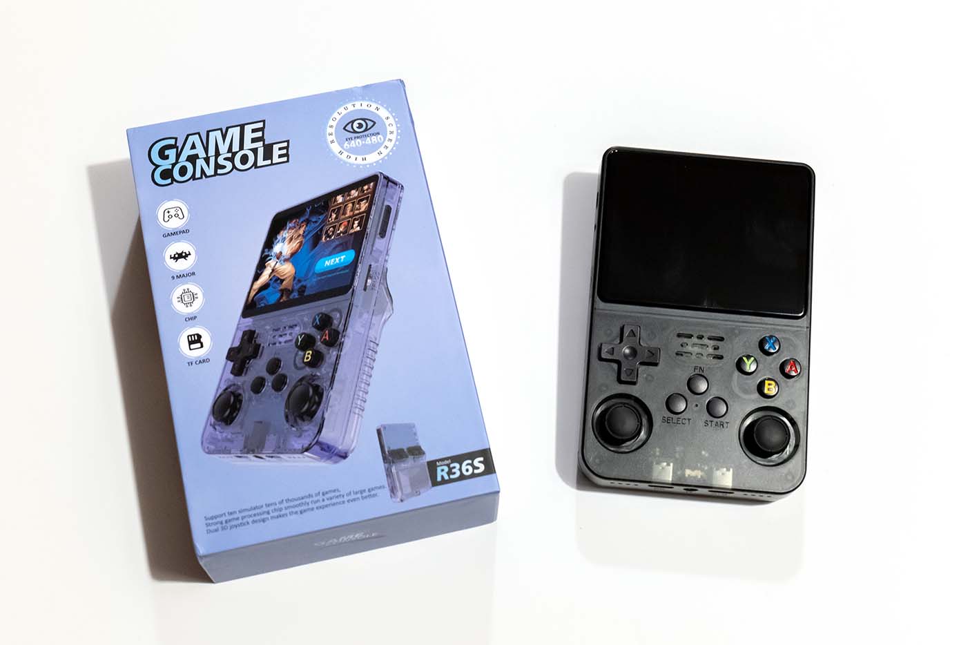 R36S Handheld Game Console Hands-On Review - Tech Tactician