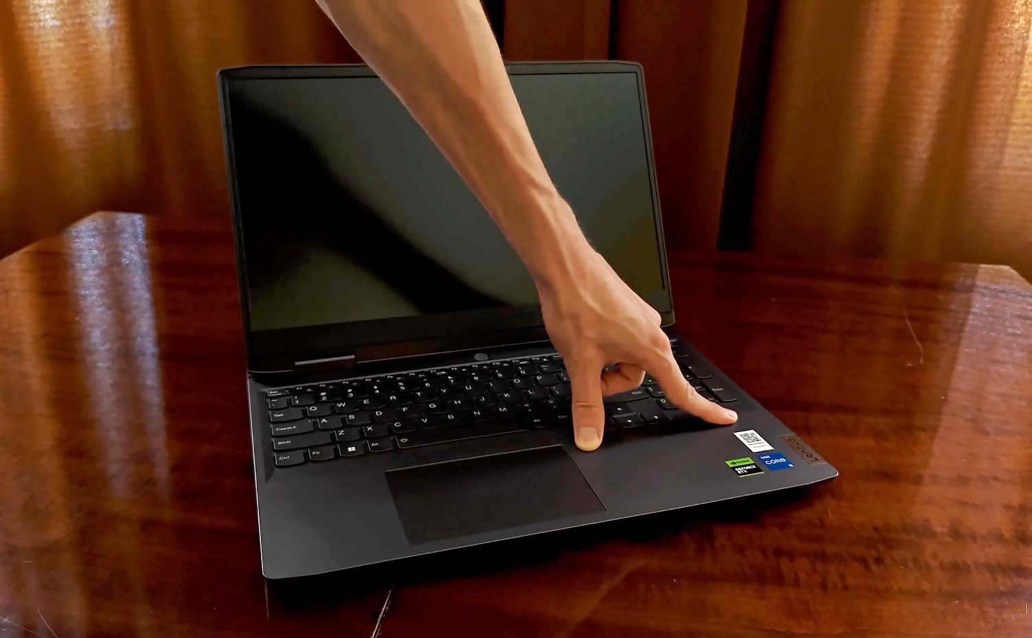 Lenovo LOQ 15 (15IRH8) Hands-On Review In 2026 - A Budget Gaming Laptop ...