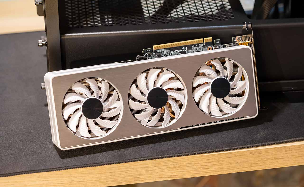 12 Best High VRAM GPU Options In 2026 (Consumer & Enterprise) - Tech ...