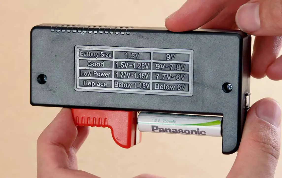 6 Best Household Battery Testers - For All Cell Types - Tech Tactician