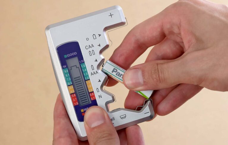 6 Best Household Battery Testers - For All Cell Types - Tech Tactician